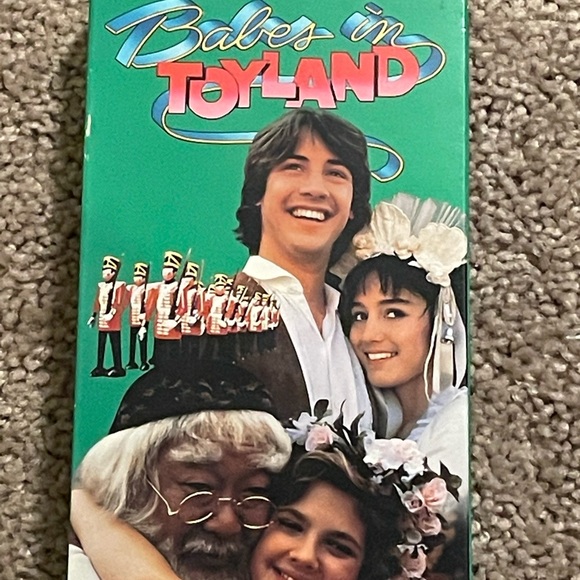 Media | Christmas Movie 1986 Vhs Babes In Toyland With Drew Barrymore ...